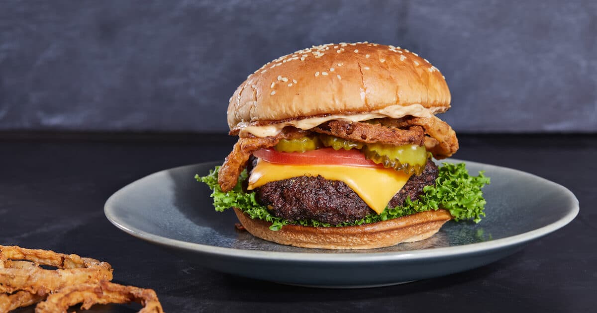 Classic Texas Cheeseburger With Haystack Onions | Beef Loving Texans ...